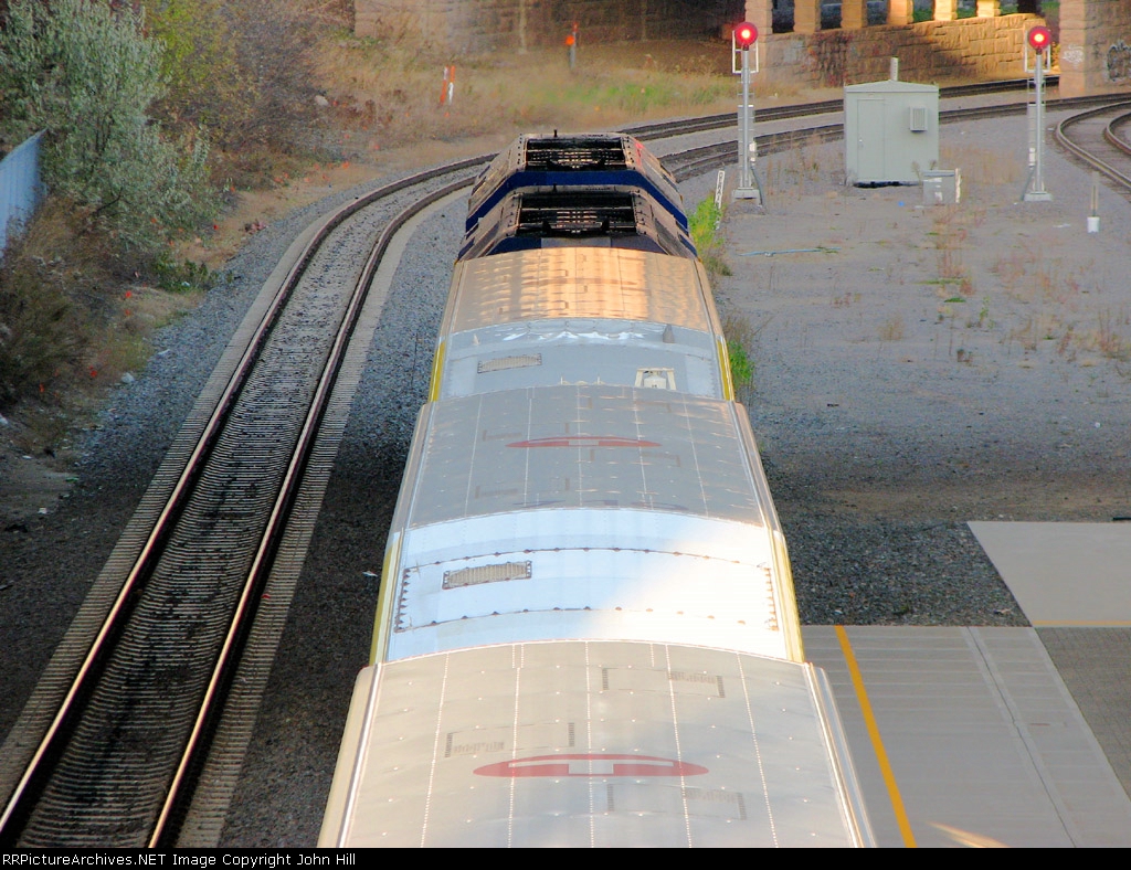 101107078 Westbound Northstar Commuter MNRX Awaits Deptarture At Target Field Station